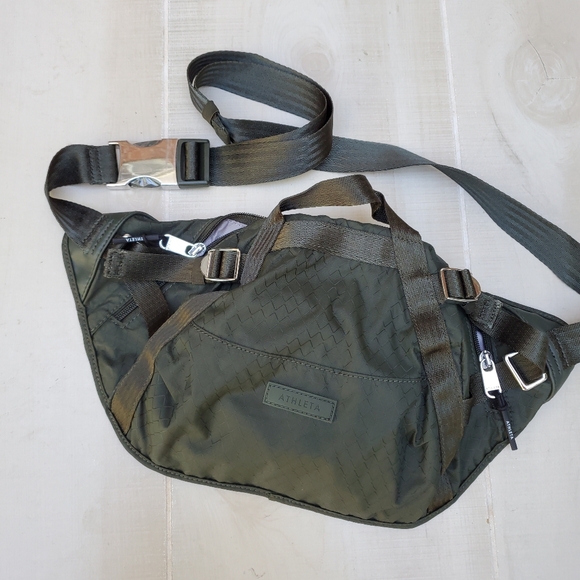 Athleta | Bags | Athleta Excursion Large Waist Or Crossbody Bag | Poshmark